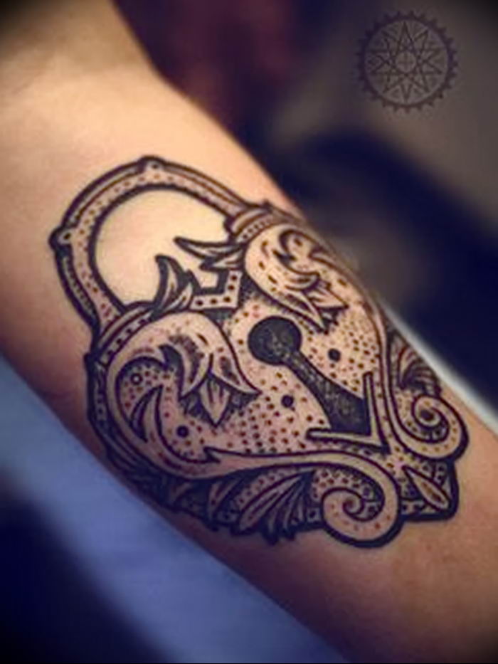 Photo tattoo keyhole 15.10.2018 №026 - example of tattoo - tattoovalue ...